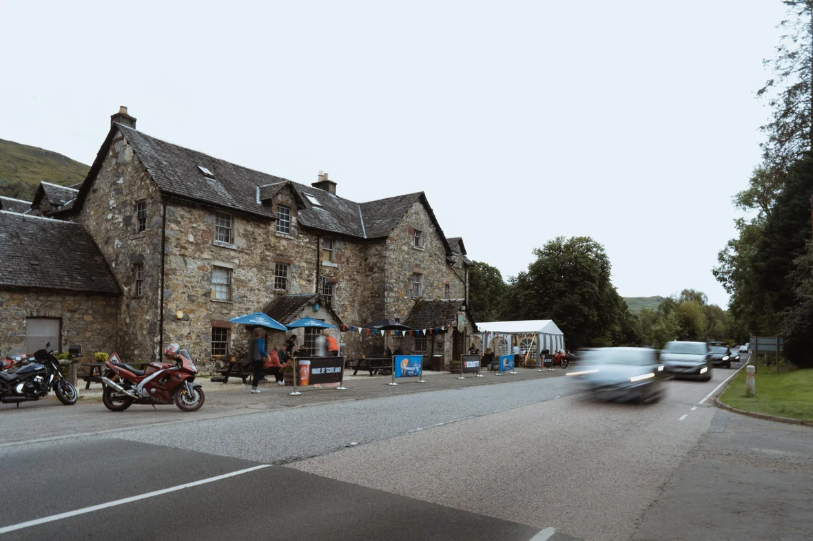 The Tragic Ghosts of The Drovers Inn