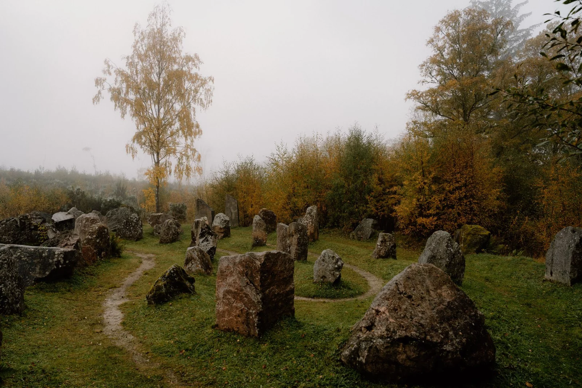 Unraveling the Mysteries of the Touchstone Maze in Strathpeffer