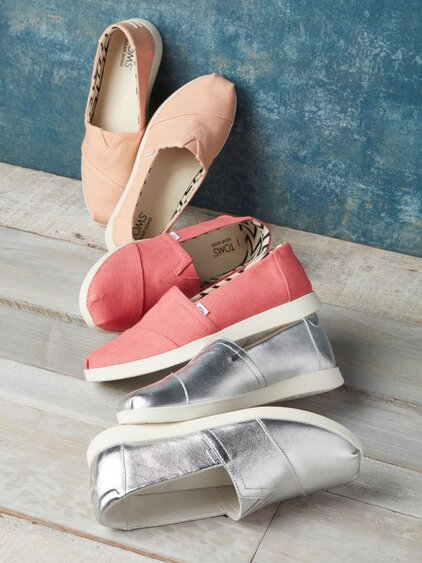 Offizielle TOMS®-Site | Unser Ziel ist es, das Leben zu verbessern.