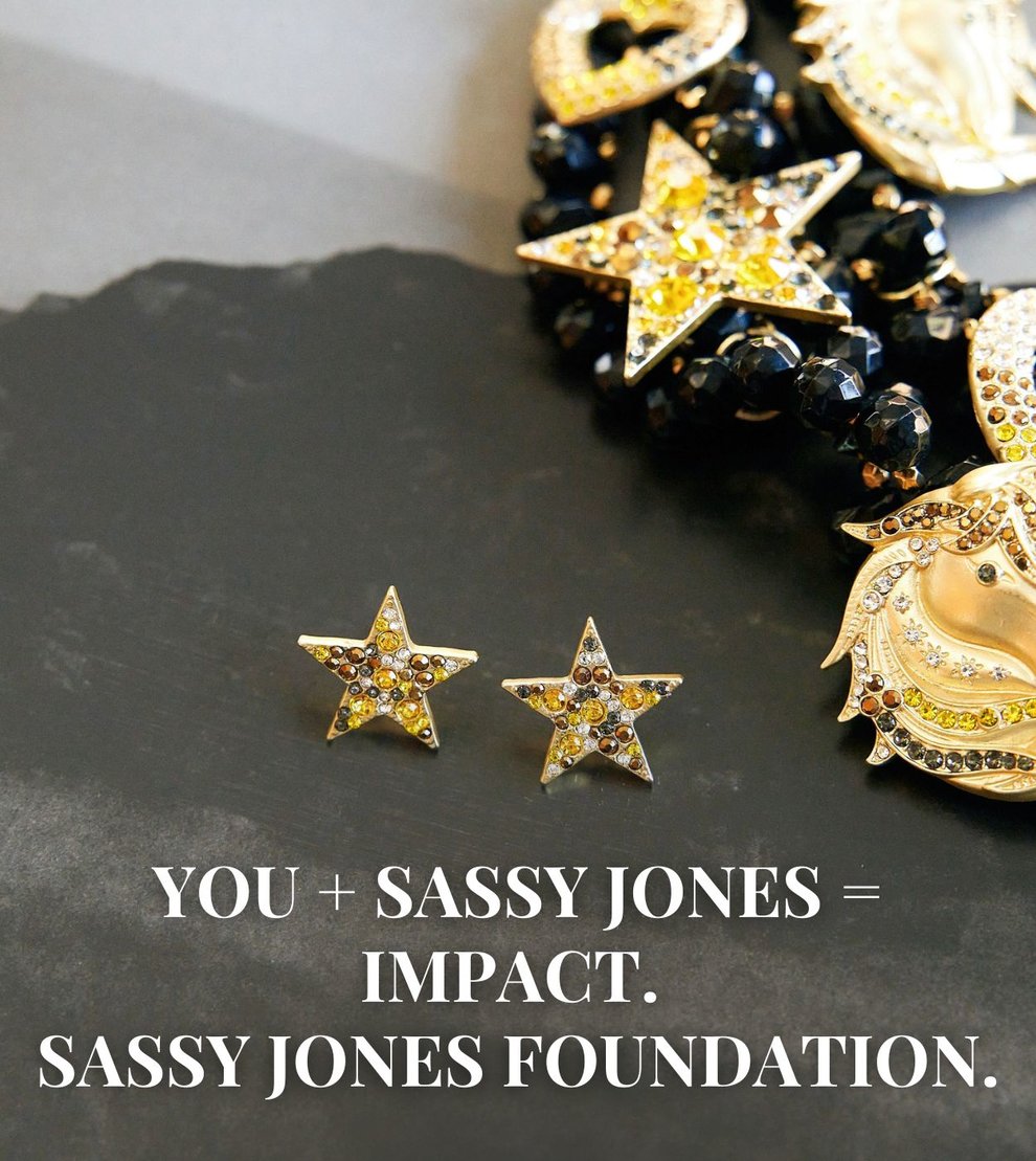 Sassy Jones ® | Global fashion & beauty brand that sells confidence.