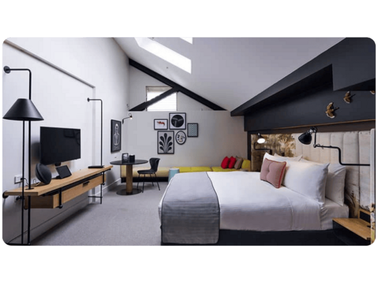 Hotel Conversion Rate Benchmarks & Boosting Tips for 2025