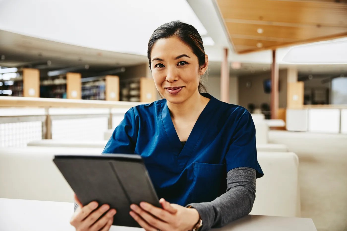 How Travel Nurses Can Use Multi-State Licensing to Unlock Higher-Paying ...