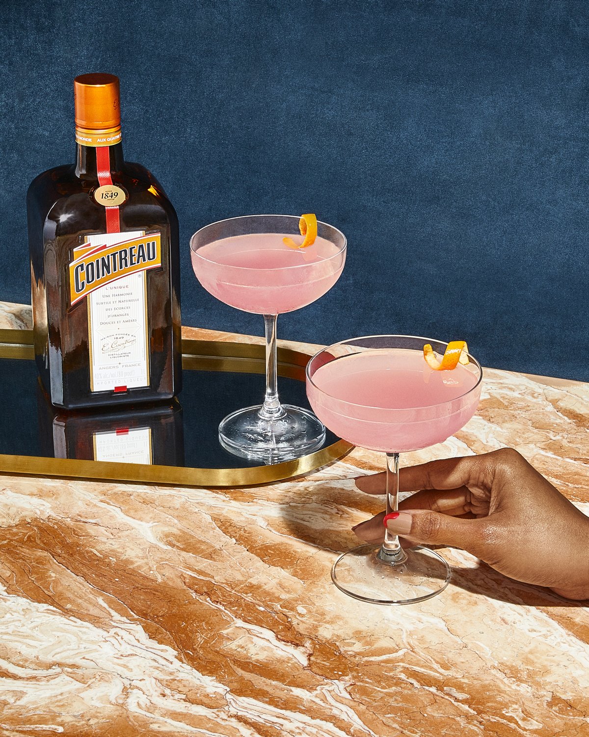 Why the Cosmopolitan Is the Perfect Holiday Drink - Thrillist