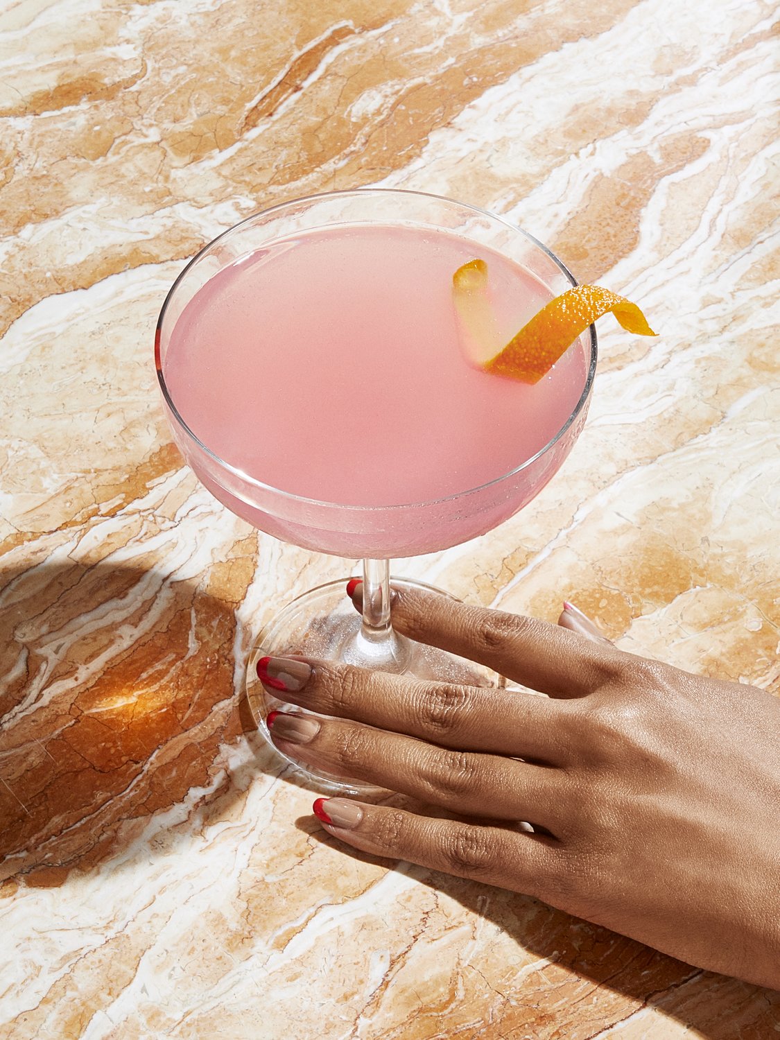 Why the Cosmopolitan Is the Perfect Holiday Drink - Thrillist