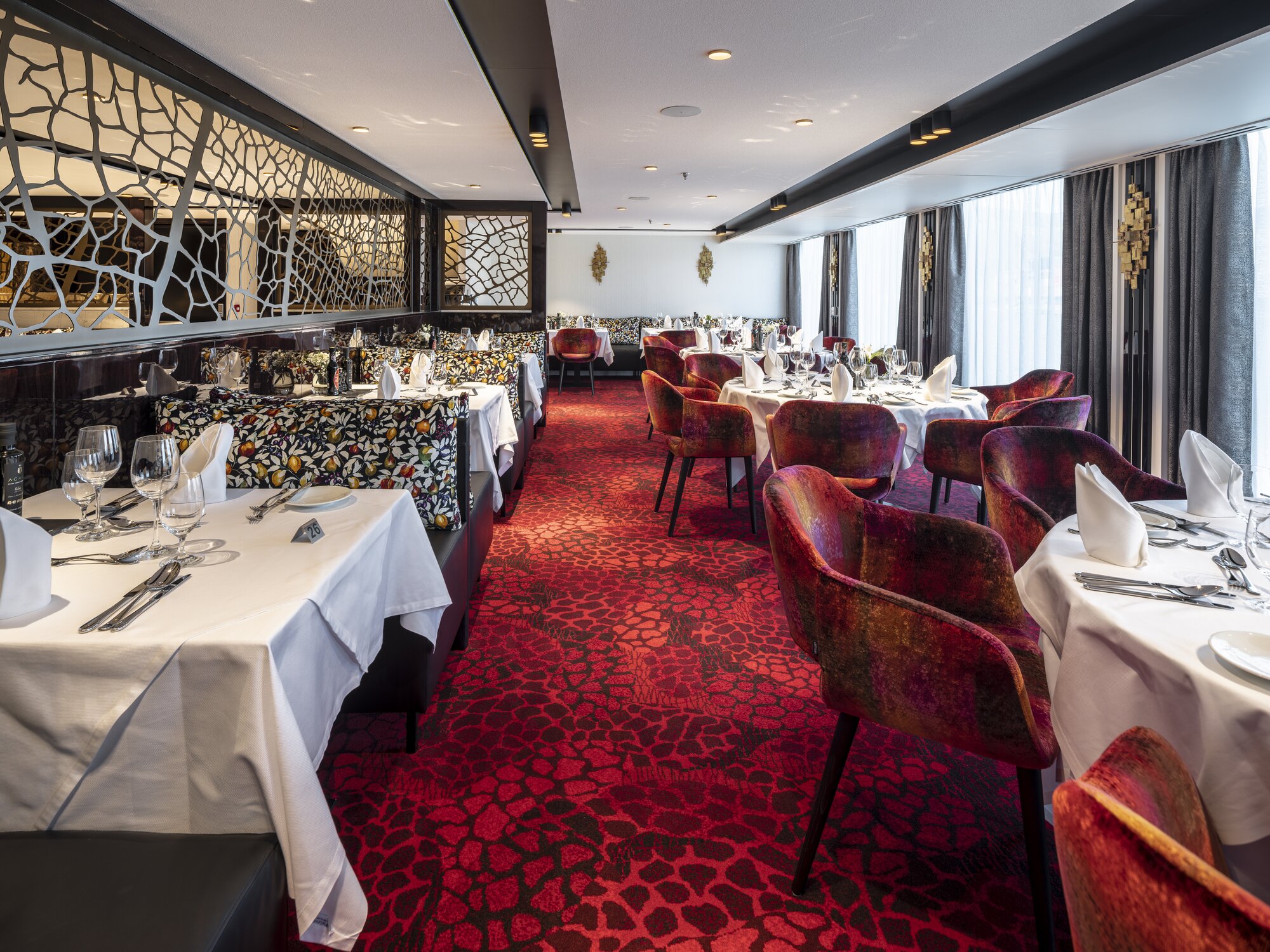 AmaMagna River Cruise Ship | AmaWaterways