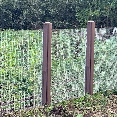 How to Install a Wire Mesh Fence | Mesh Direct