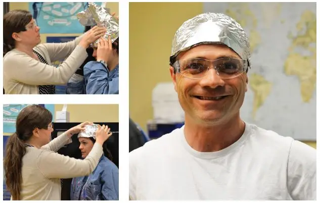 How To Make A Brain Hat | Momentous Institute
