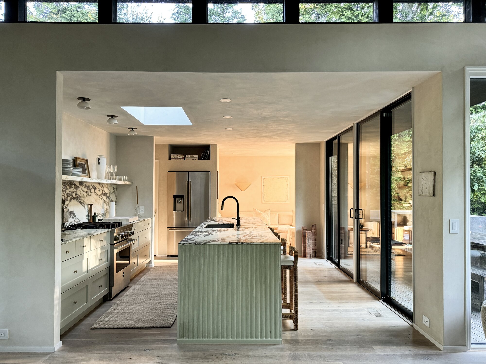 Why Athena Plastered the Ceiling in Her Amagansett Kitchen and Family ...