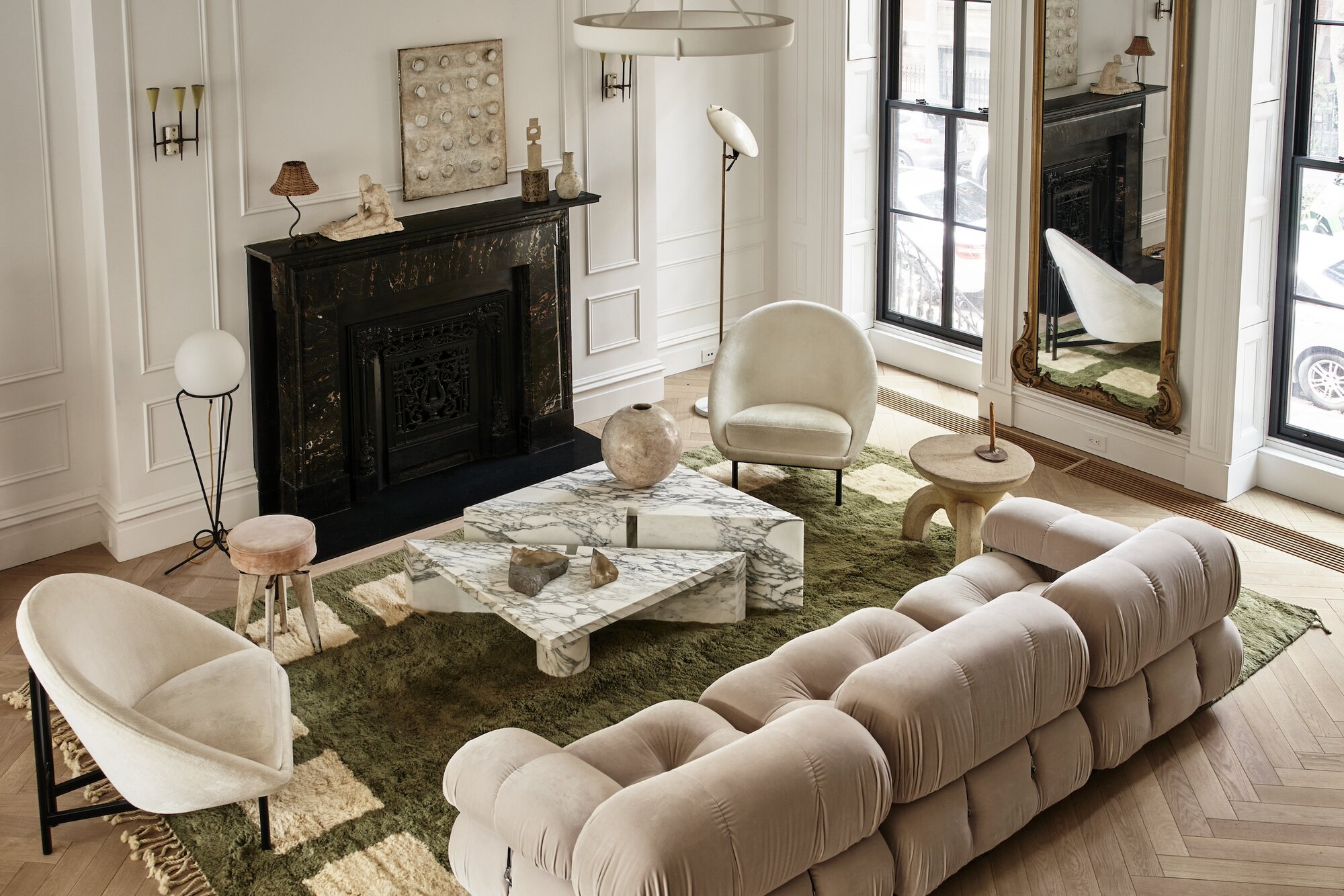 How to Mix Modern and Antique Furniture Like an Interior Designer ...