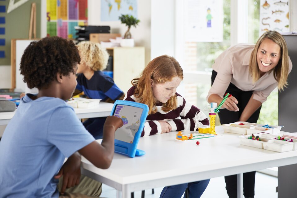 LEGO® Education classroom resources for teachers | EuHu